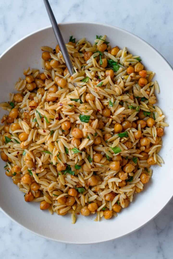 Orzo Pasta with Chickpeas - Cooking For Peanuts