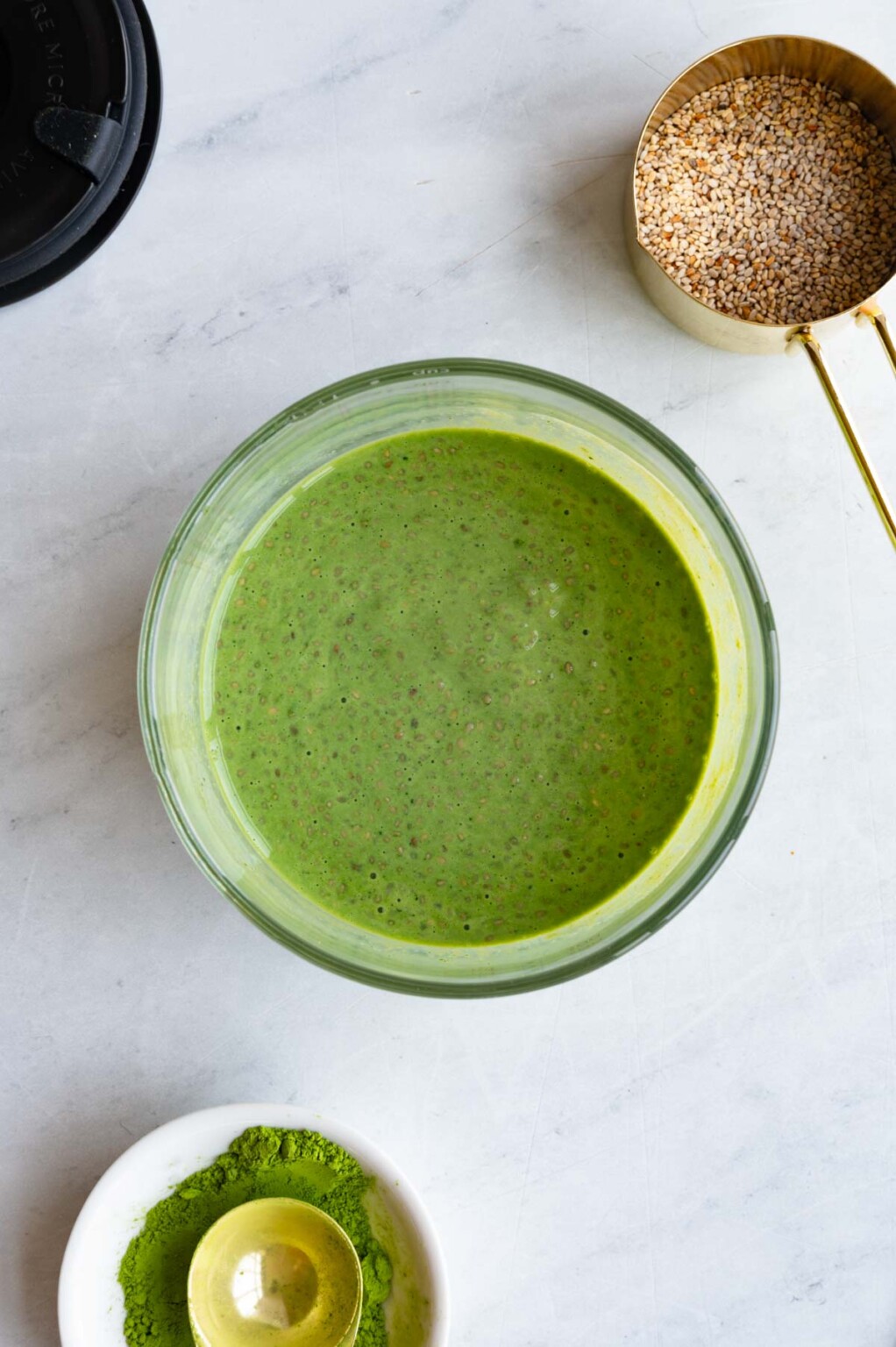 Healthy Matcha Chia Pudding (Naturally Sweetened) - Cooking For Peanuts