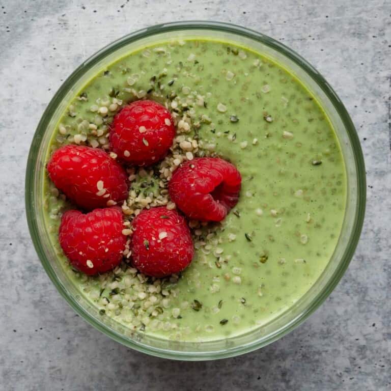 Healthy Matcha Chia Pudding (Naturally Sweetened) - Cooking For Peanuts