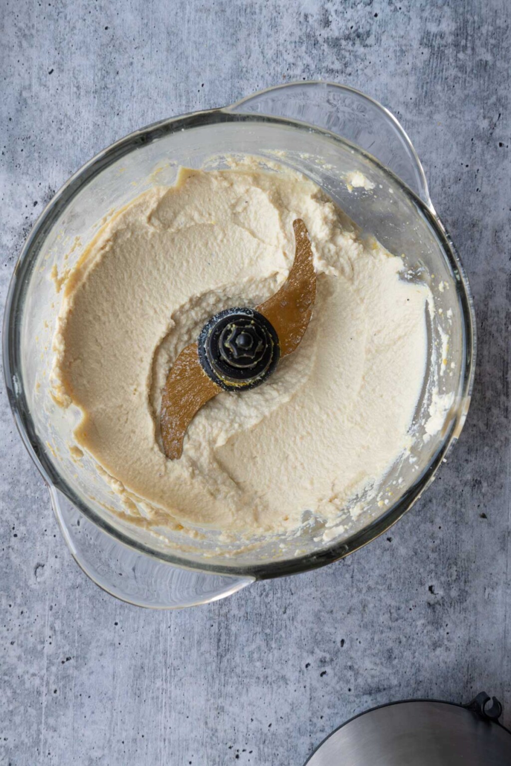 Easy Vegan Cream Cheese (5 Minutes) - Cooking For Peanuts