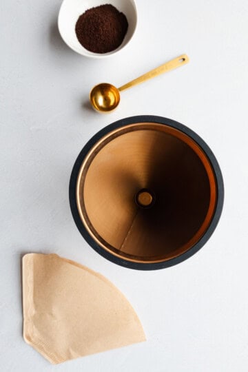 How to Make Healthy Filter Coffee Without a Machine - Cooking For Peanuts