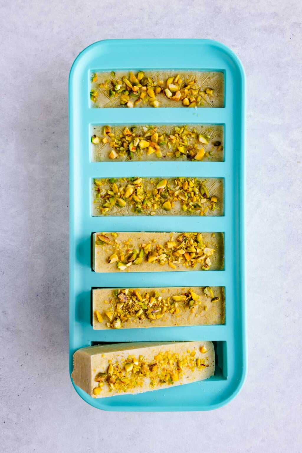 3-Ingredient Healthy Frozen Yogurt Bars - Cooking For Peanuts