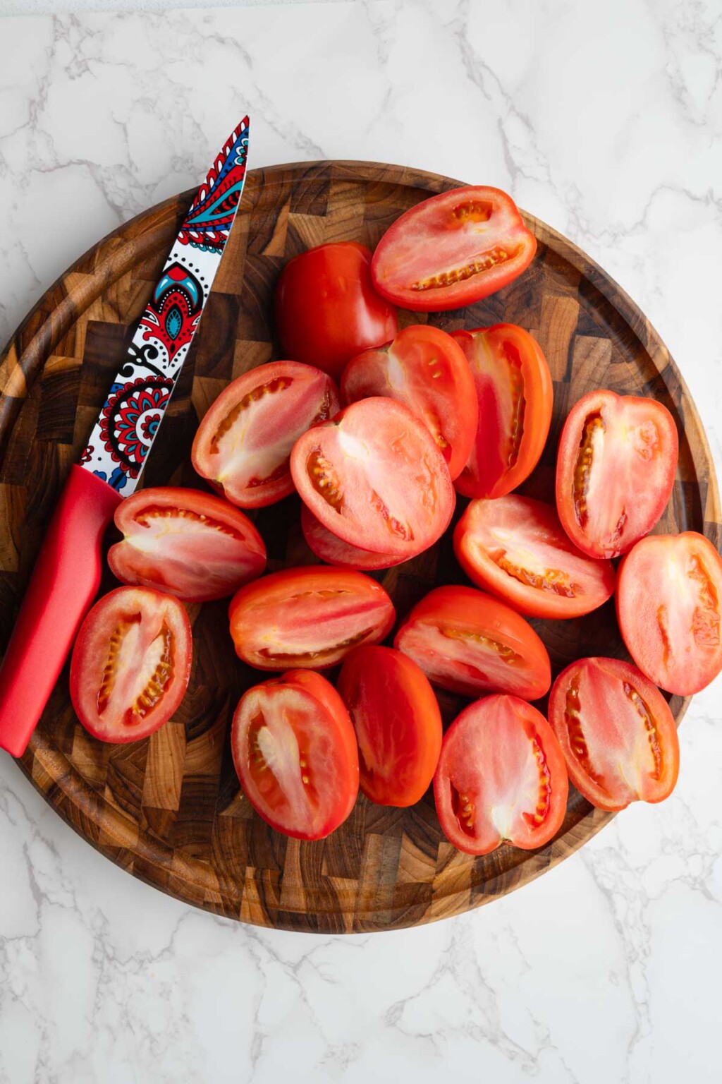 Easy Homemade Tomato Sauce with Fresh Tomatoes - Cooking For Peanuts