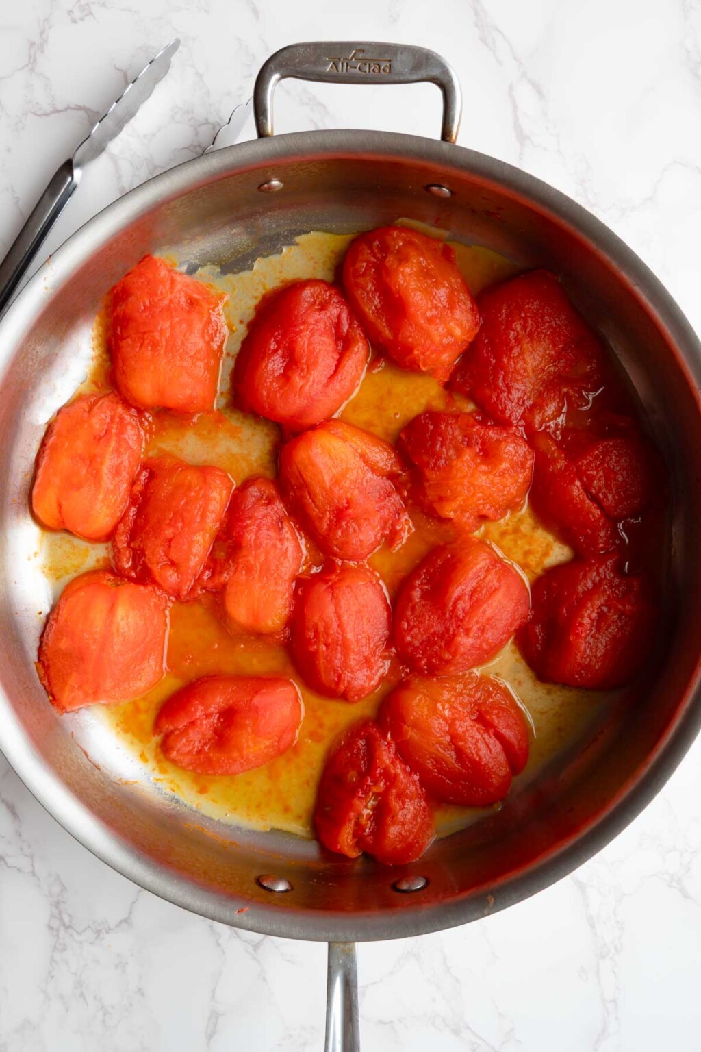 Easy Homemade Tomato Sauce with Fresh Tomatoes - Cooking For Peanuts